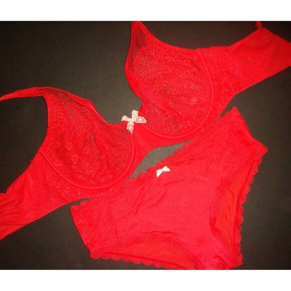 Victoria's Secret | Intimates & Sleepwear | Nwt Victorias Secret 34dd ...